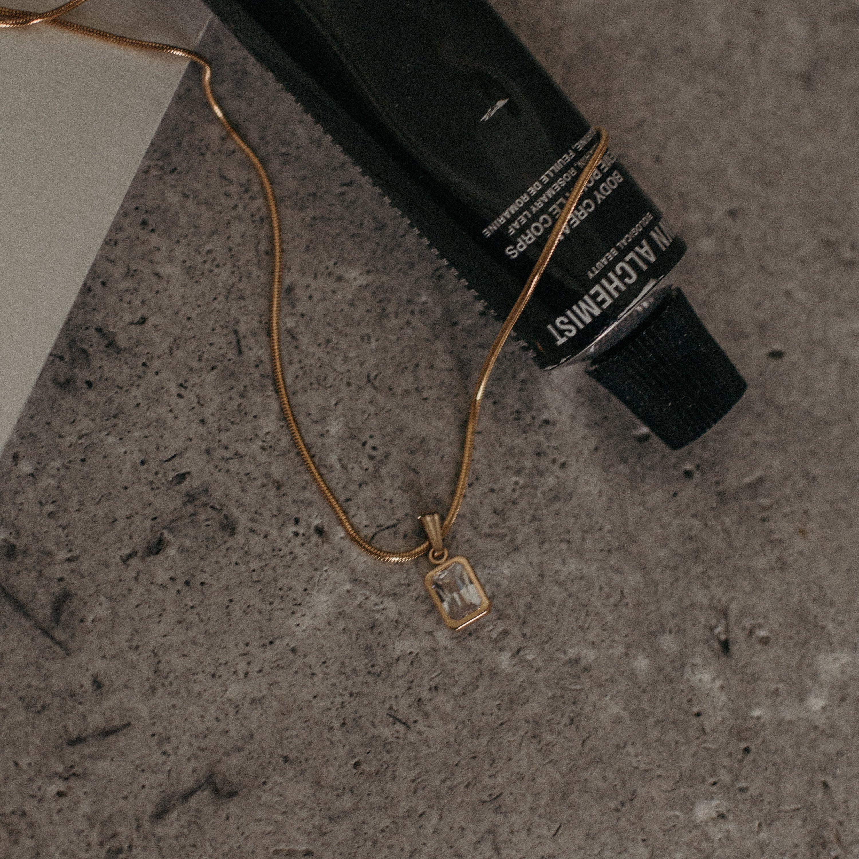 Alexa necklace – VIE EN BLEU